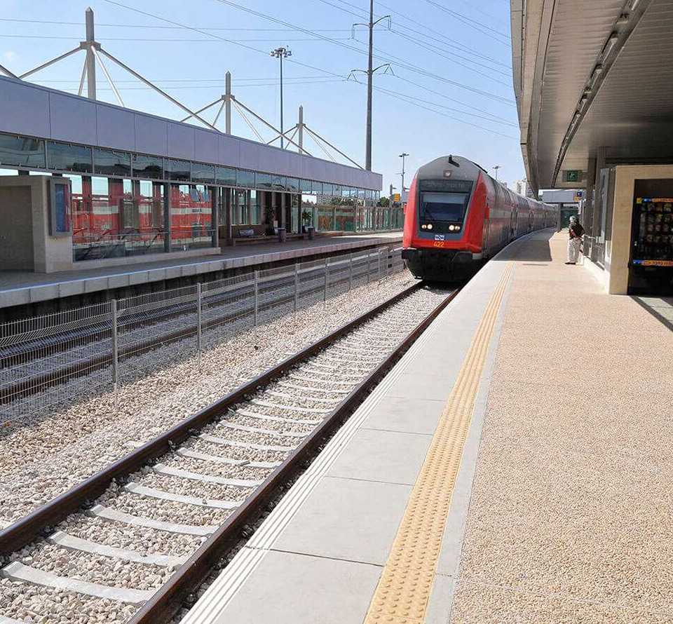 Holon Junction Railway Station - Miloslavsky Architects